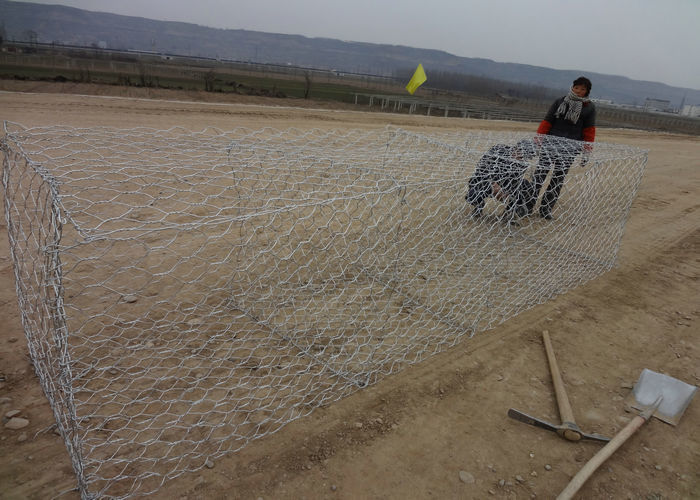 Durable Gulafan Coated Gabion Wire Mesh , Rock Cages For Retaining Walls